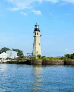 See Dozens of Lighthouses on an East-to-West Great Lakes Lighthouse ...